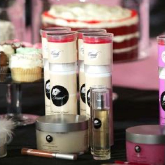 Jessica Simpson | Makeup | Jessica Simpson Dessert Kissable Lipgloss In ...